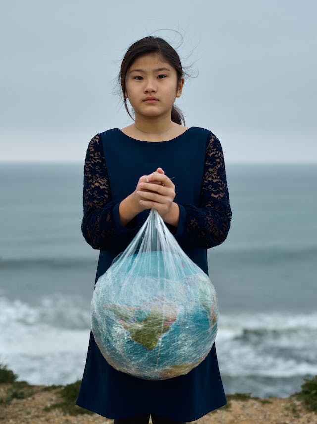 Impact Of Plastic Pollution On The Oceans & What We Can Do